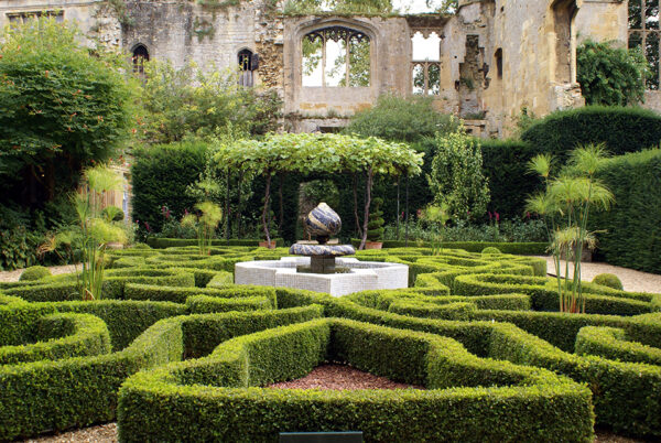 Late Medieval and Early Renaissance Gardens - From public to private ...