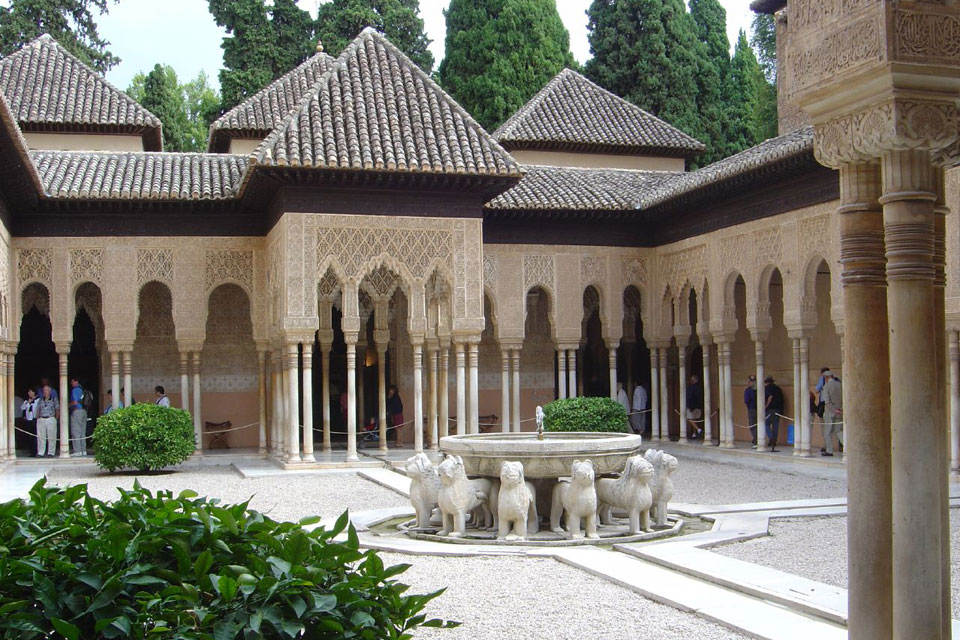 The Hidden Messages of the Alhambra – Medieval Histories