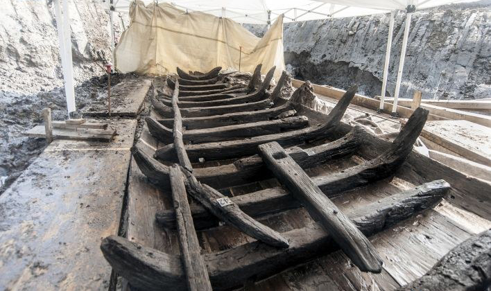 Medieval riverboat from Grado Lagoon - Medieval Histories